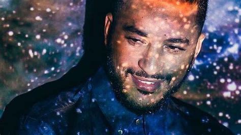 Découvrez Luna le nouveau single de Slimane