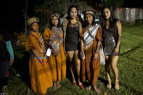 Naked Amazon Tribes Girls Bobs And Vagene