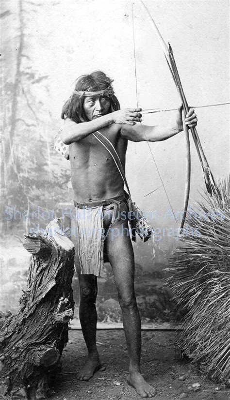Apache Indians Hunting