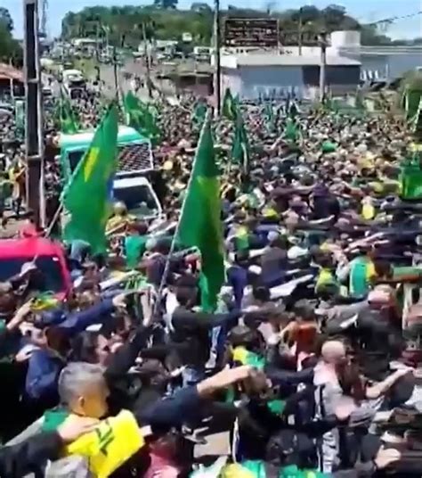 Embaixador da Alemanha condena suposta saudação nazista feita por