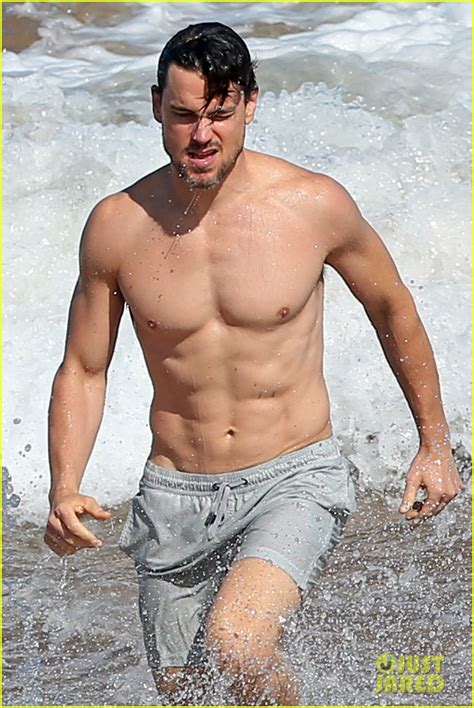 Matt Bomer Shows Off His Soaking Wet Shirtless Six Pack Photo 3377617