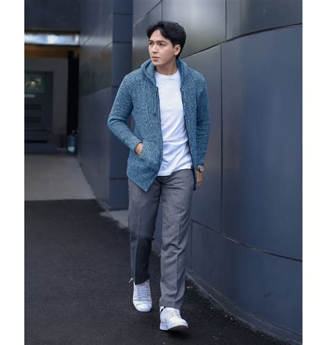 Hypeabis Rekomendasi Gaya Smart Casual Untuk Kalian Para Pria