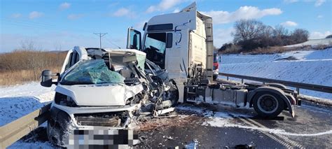 Tragiczny Wypadek Na Obwodnicy Bolkowa Nie Yje Kierowca Lawety