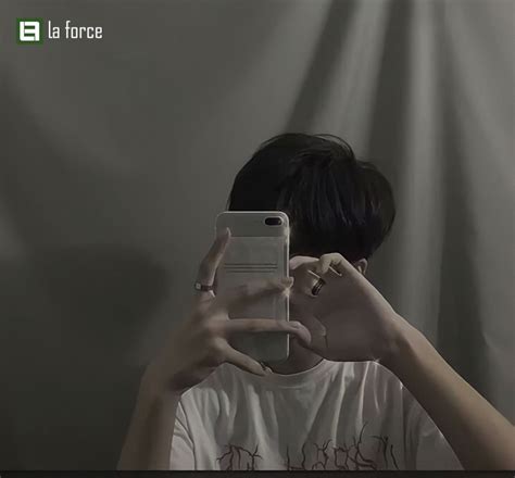 101 Cách chụp ảnh trước gương nam nữ đẹp hút triệu like