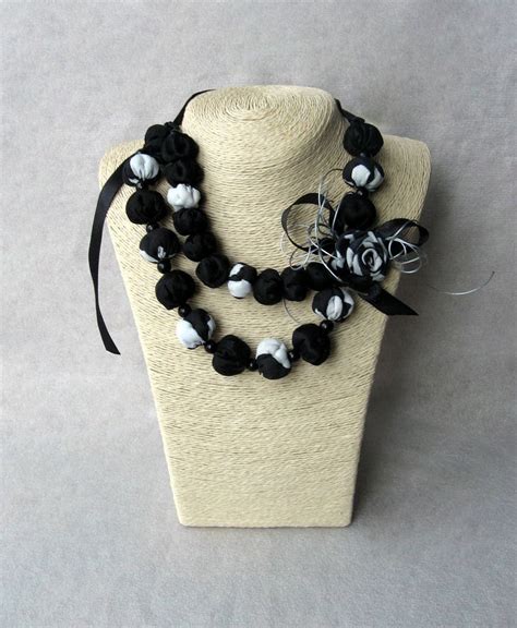 Black And White Bead Necklace Beaded Textile Necklace Rose Etsy