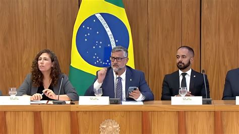 Governo Adia Concurso Nacional Unificado CNU