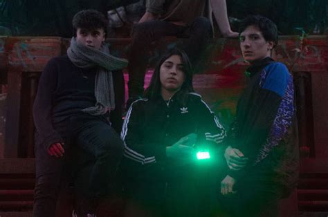 Conocé a 2001 un flechazo platense al nuevo milenio