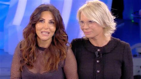 Sabrina Ferilli Replica A Chi Insinua Abbia Litigato Con Maria De Filippi