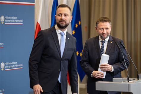 Szefowie Mswia I Mon Przedstawili Za O Enia Do Ustawy O Ochronie