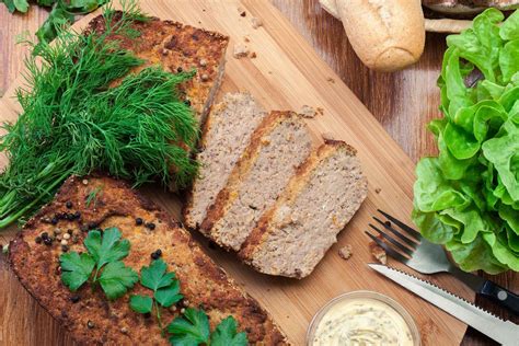 Pasztet wieprzowy z wątróbką Pyszny i aromatyczny idealny na