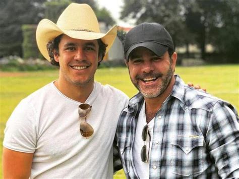 Eduardo Capetillo y Biby Gaytán hablan sobre Lucerito Mijares La