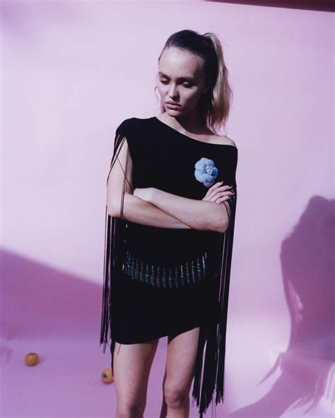 Lily Rose Depp Topless Breast Expose Hot Celebs Home