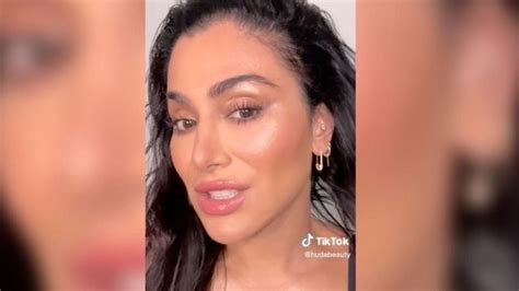 Le shower makeup la mise en beauté effet mouillé qui cartonne sur TikTok