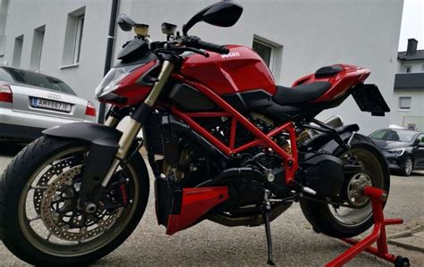 Ducati Streetfighter Ducati Streetfighter Naked Bike Willhaben