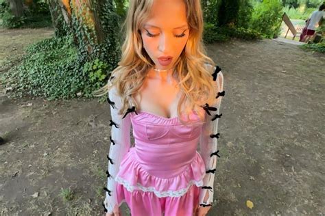 Toutes Les Nudes De Angele Seins Nue Photos Nue Leak