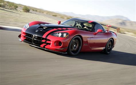 15 Of The Sickest Photos Of The Dodge Viper SRT