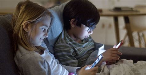 El mal uso de los dispositivos móviles puede desencadenar en una