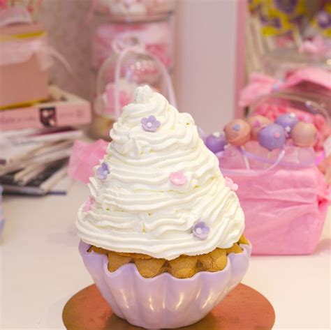 Cupcake géant à partager Façon Tiramisu Desserts Food