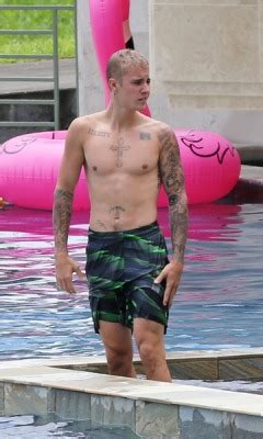 Biebergasmcentral Tumblr Justin Bieber Tumbex