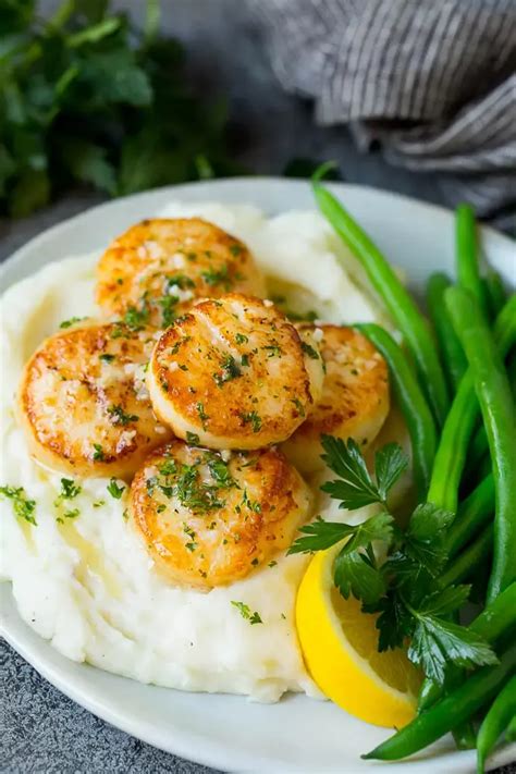 Seared Scallops With Garlic Butter Artofit