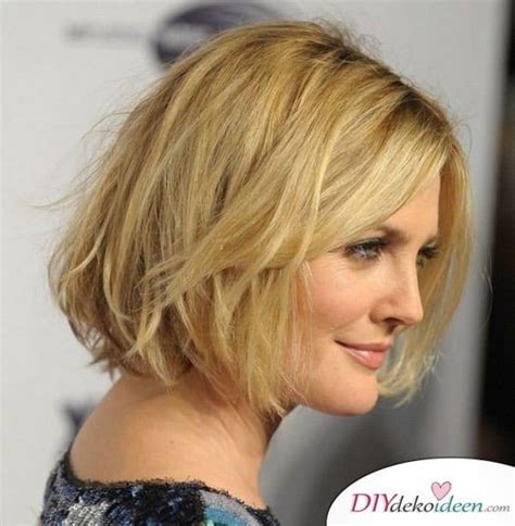 Kurzhaarfrisuren für Frauen ab 50 Elegant schick und modern