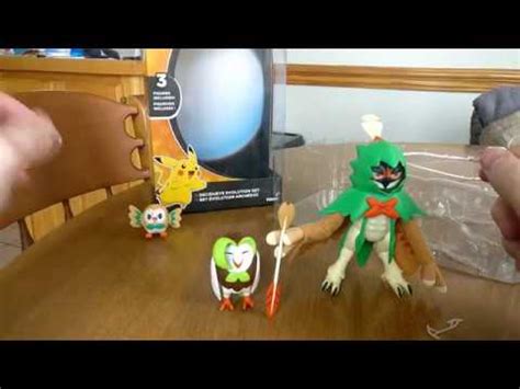 Unboxing Decidueye Evolution Set Figure Toys R Us Exclusive Youtube