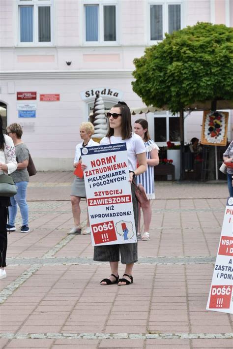 Strajk Ostrzegawczy Piel Gniarek W Sanoku Tygodnik Sanocki