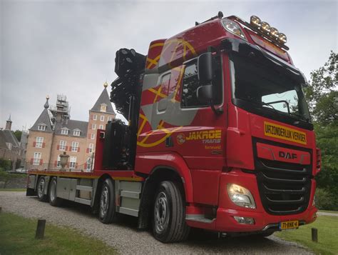 Open Carrosserie Met Een Hiab X Hipro E Autolaadkraan En Een