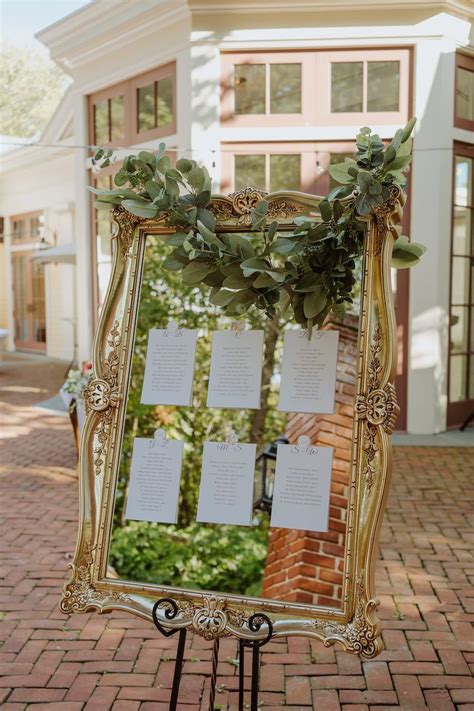 Coverage That S All Banzai Creative Wedding Seating Ideas Assumption