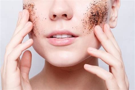 Descubre cómo exfoliar tu piel con productos caseros Mejor con Salud