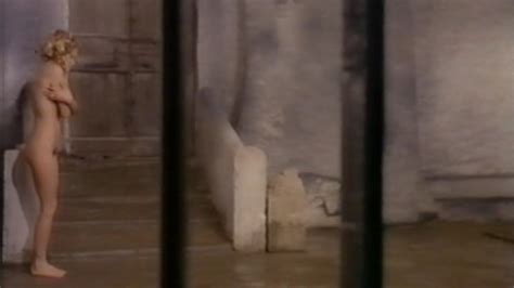 Naked Lisbeth Hummel In La Bella E La Bestia