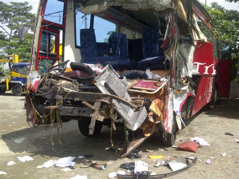Kronologi Kecelakaan Bus Vs Truk Di Cipularang Yang Tewaskan Orang