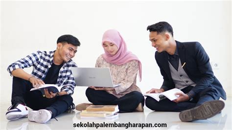 Rekomendasi Universitas Terbaik Di Surabaya Penasaran