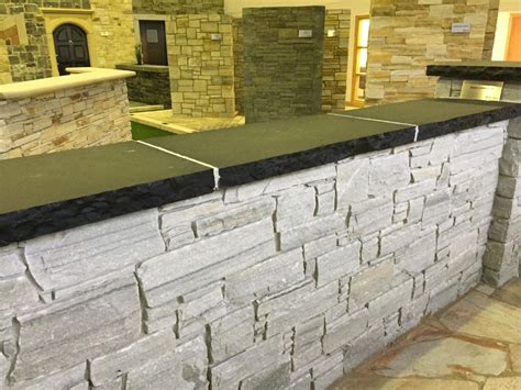 Limestone Wall Capping