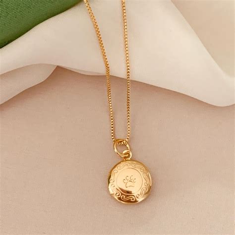 Colar relicário de cartinha folheado em ouro 18K JOIAS PETMOM