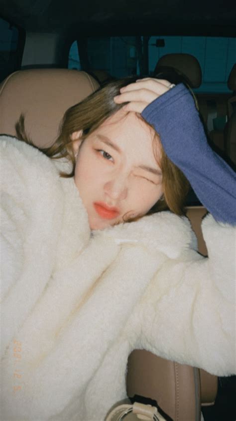 Weeekly 위클리 on Twitter 신지윤 데일리 쪽 Weeekly 위클리 ShinJiyoon