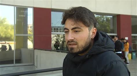 Ocho de cada diez adolescentes reciben imágenes de chicas desnudas por