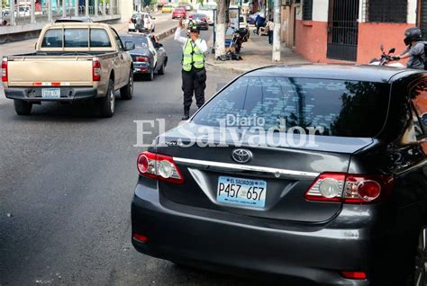 Diario El Salvador on Twitter TráficoSV El conductor del vehículo