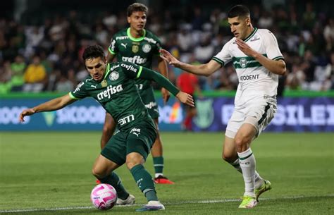 Raphael Veiga Chega A Assist Ncia Na Temporada Pelo Palmeiras E