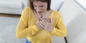 Por qué me duele el corazón cuando respiro profundo