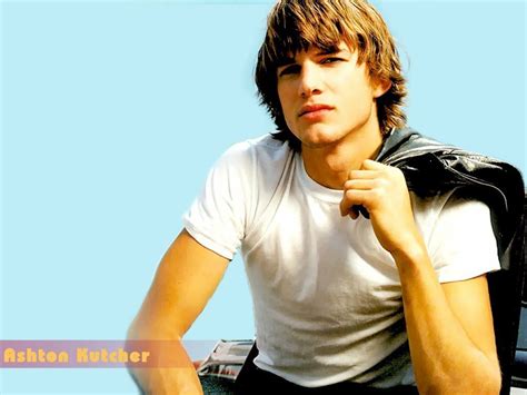 Ashton Kutcher Ashton Kutcher Wallpaper 9942653 Fanpop