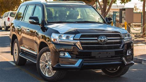 10 Cars Similar To The Range Rover