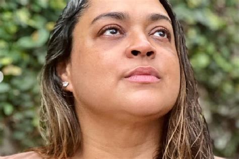 Preta Gil Celebra Anos E Surge Sem Maquiagem Tudo Poss Vel
