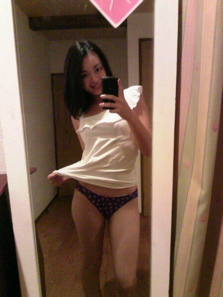 Saaya Suzuki鈴木紗彩自撮り投稿画像 Free Nude Porn Photos