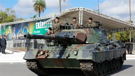 Mídia Exército vai investigar 4 coronéis que elaboraram carta que