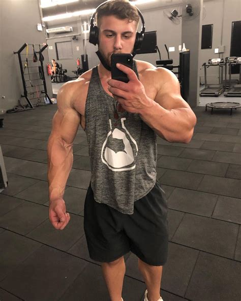 Gym Pump R Hotguysworkingout