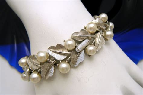 Vintage Crown Trifari Bracelet Faux Pearls Silver Tone Leaf Foliate