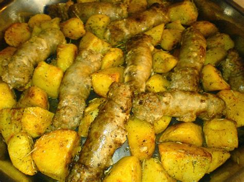 Cartofi Cu Carnati La Cuptor Retete De Craciun Preparatedevis Ro
