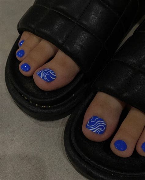 Pin de Toni en Pedicure en 2023 Uñas de gel para pies Manicura de