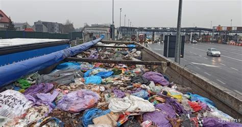 Działania inspektorów WIOŚ w ramach akcji Nielegalne Odpady 2023